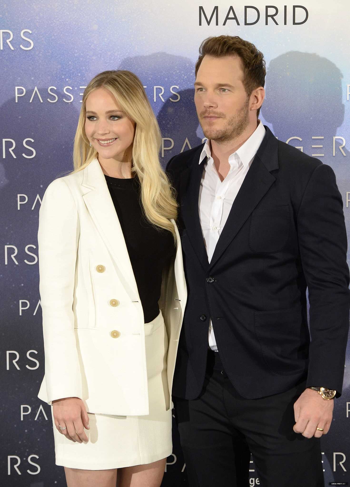November 30: "Passengers" Madrid Photocall - 4215 - Chris Pratt Fan ...